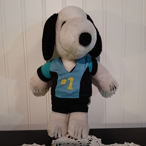 Applause | Toys | Vintage Peanuts Gang Applause Racing Snoopy Dog 12 ...